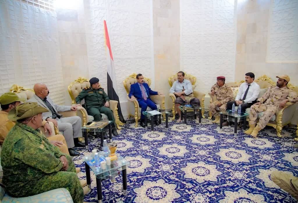 محافظ شبوة: لا ممر آمن للمنهوبات ولا تساهل مع الناهبين